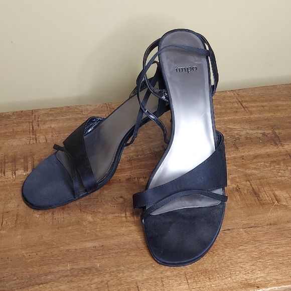 Impo | Shoes | Impo Womens Black Strappy Sandals | Poshmark